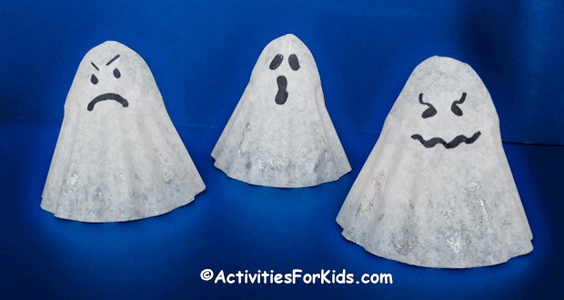 Coffee Filter Ghosts With a Spooky Glow - Activities For Kids